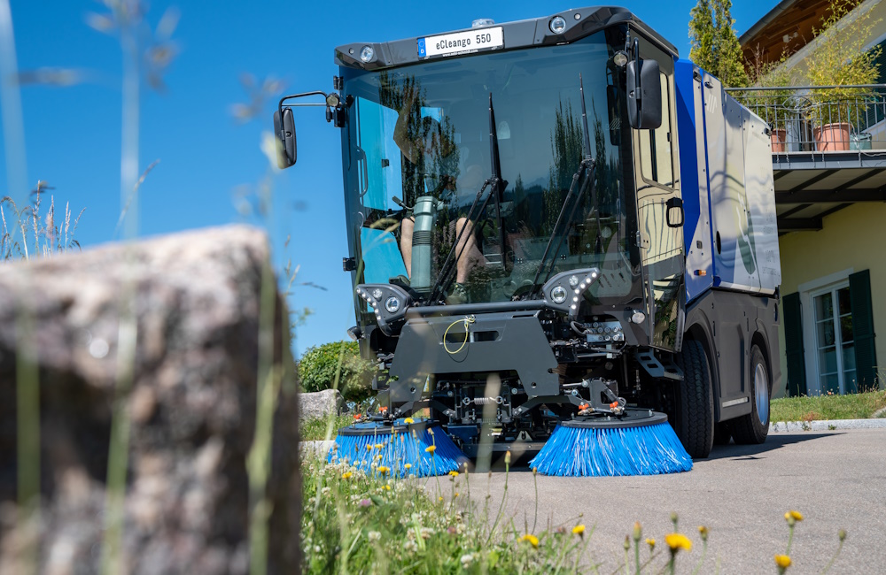 Lighting products from FORVIA HELLA set the scene for the new Schmidt ...